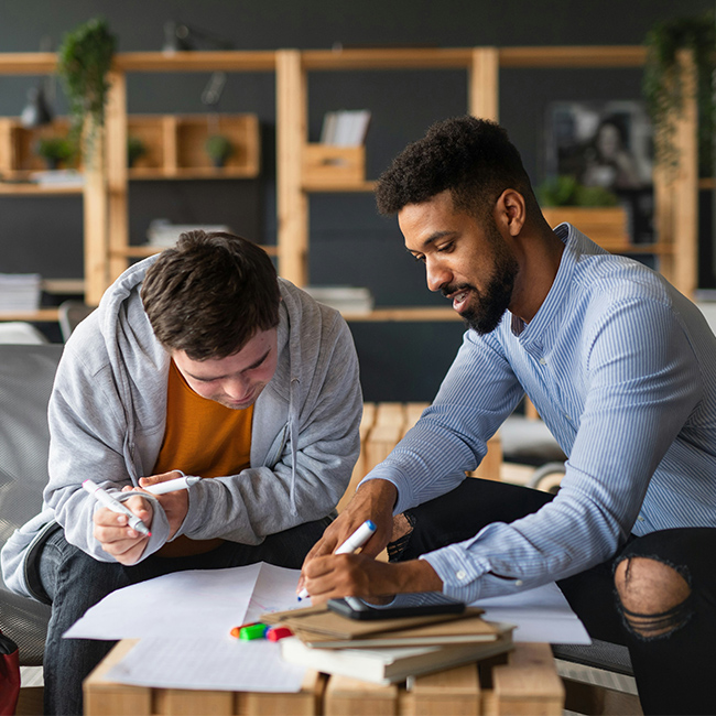 Docenten eisen heldere kaders en kleinere klassen - Metafoor Onderwijs